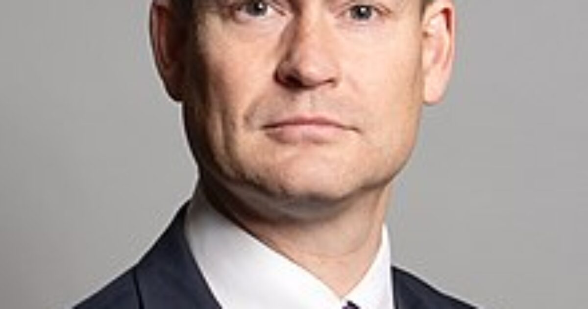 Labour will warn of future exodus of health workforce without pay rise ...